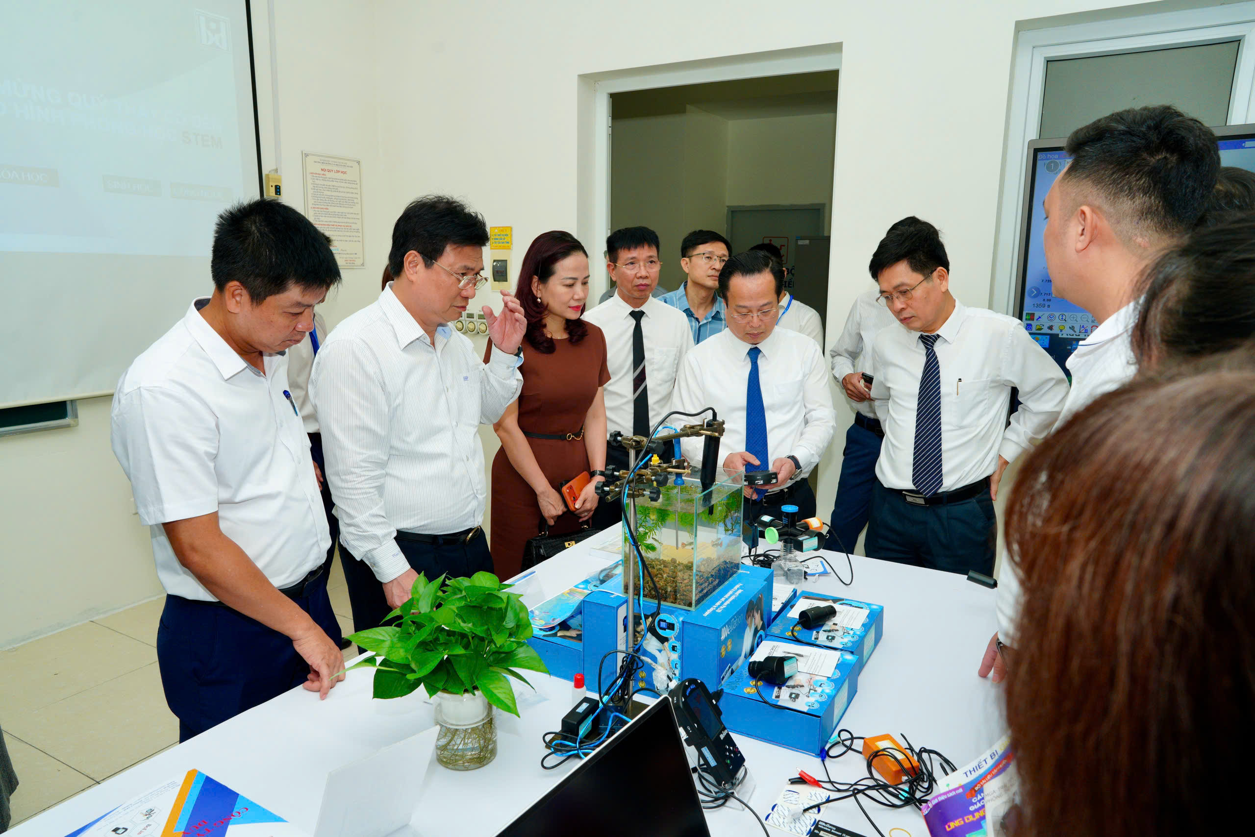 Thiết bị thực hành ADDES – Giải pháp dạy học STEM tiên tiến được giới ...